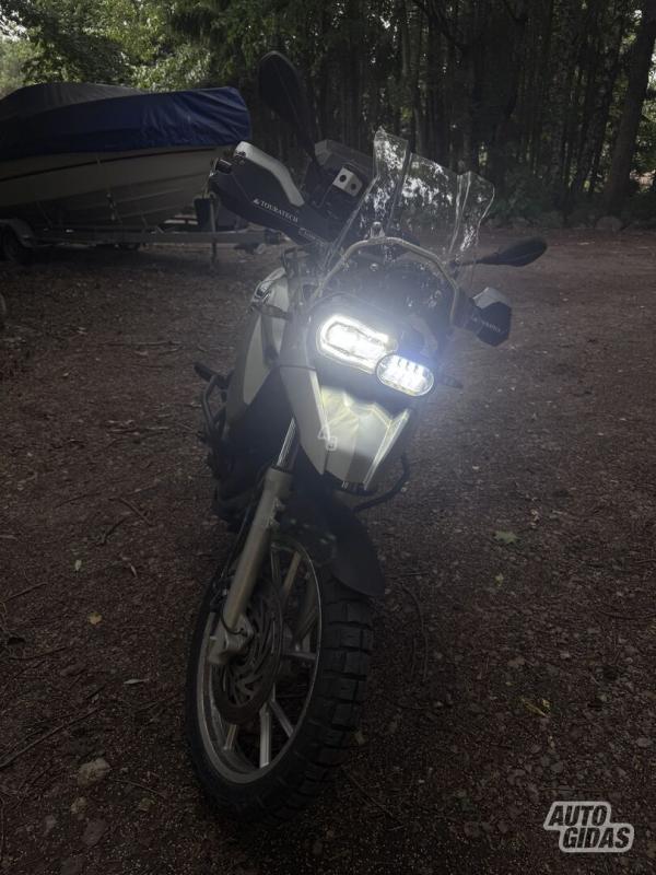 Grey BMW F 650GS 2009 in Vilnius, with an engine capacity of 0.80 L and mileage of 80 thousand km for 3900 €, photo 6 on AUTOMOTO.COM.LV