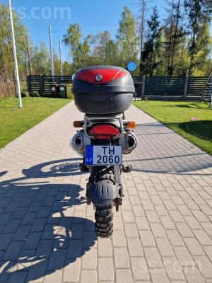 BMW F 650GS 2001 in Riga, with an engine capacity of 0.65 L and mileage of 0 thousand km for 2750 €, photo 5 on AUTOMOTO.COM.LV