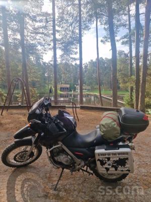 BMW F 650GS 2001 in Riga, with an engine capacity of 0.65 L and mileage of 0 thousand km for 2750 €, photo 9 on AUTOMOTO.COM.LV