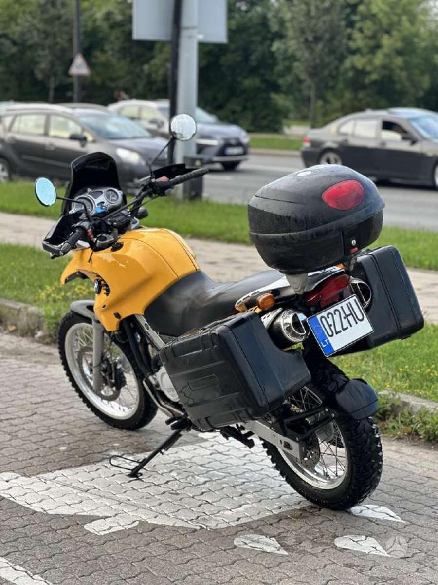 BMW F 650GS 2001 in Vilnius, with an engine capacity of 0.65 L and mileage of 48 thousand km for 2700 €, photo 4 on AUTOMOTO.COM.LV