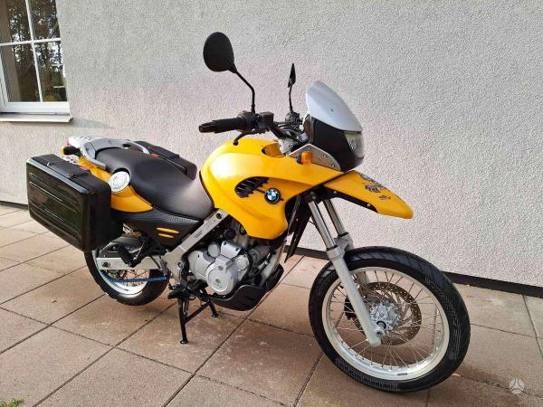 BMW F 650GS 2001 in Prienai, with an engine capacity of 0.65 L and mileage of 37 thousand km for 2250 €, photo 5 on AUTOMOTO.COM.LV