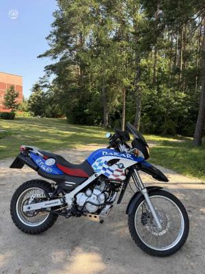 BMW F 650GS 2001 Viļņa, ar dzinēja tilpumu 0.65 L un nobraukumu 51 tūkst. km par 2800 €, foto  vietnē AUTOMOTO.COM.LV