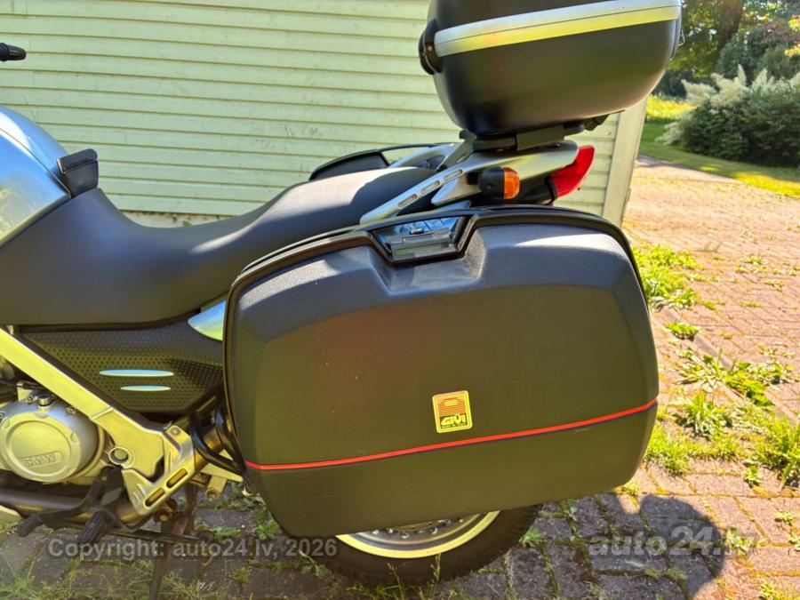 BMW F 650GS 2002 in Tallinn, with an engine capacity of 0.65 L and mileage of 22 thousand km for 2250 €, photo 11 on AUTOMOTO.COM.LV