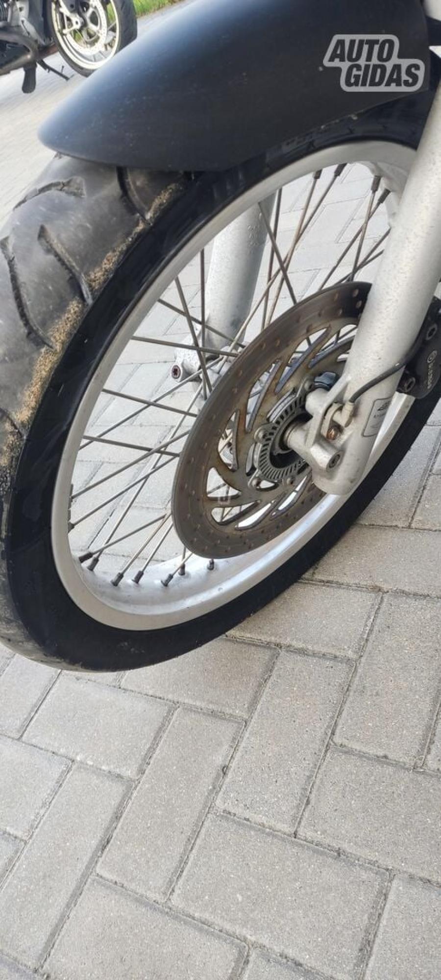 БМВ F 650GS 2003 в Клайпеда, объемом двигателя 0.00 л и пробегом 0 тыс. км за 1800 €, фото 8 на AUTOMOTO.COM.LV