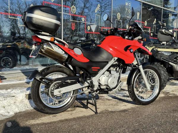 Red BMW F 650GS 2000 in Vilnius, with an engine capacity of 0.65 L and mileage of 69 thousand km for 2499 €, photo 6 on AUTOMOTO.COM.LV