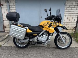 Red BMW F 650GS 2001 in Birstonas, with an engine capacity of 0.65 L and mileage of 42 thousand km for 2499 €, photo 4 on AUTOMOTO.COM.LV