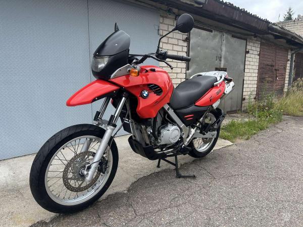 Red BMW F 650GS 2001 in Birstonas, with an engine capacity of 0.65 L and mileage of 45 thousand km for 2350 €, photo 2 on AUTOMOTO.COM.LV