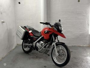 Красный БМВ F 650GS 2006 в Вилкавишкис, объемом двигателя 0.65 л и пробегом 27 тыс. км за 2350 €, фото  на AUTOMOTO.COM.LV
