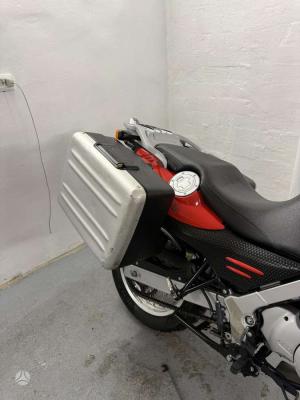 Red BMW F 650GS 2006 in Vilkaviskis, with an engine capacity of 0.65 L and mileage of 27 thousand km for 2350 €, photo 9 on AUTOMOTO.COM.LV