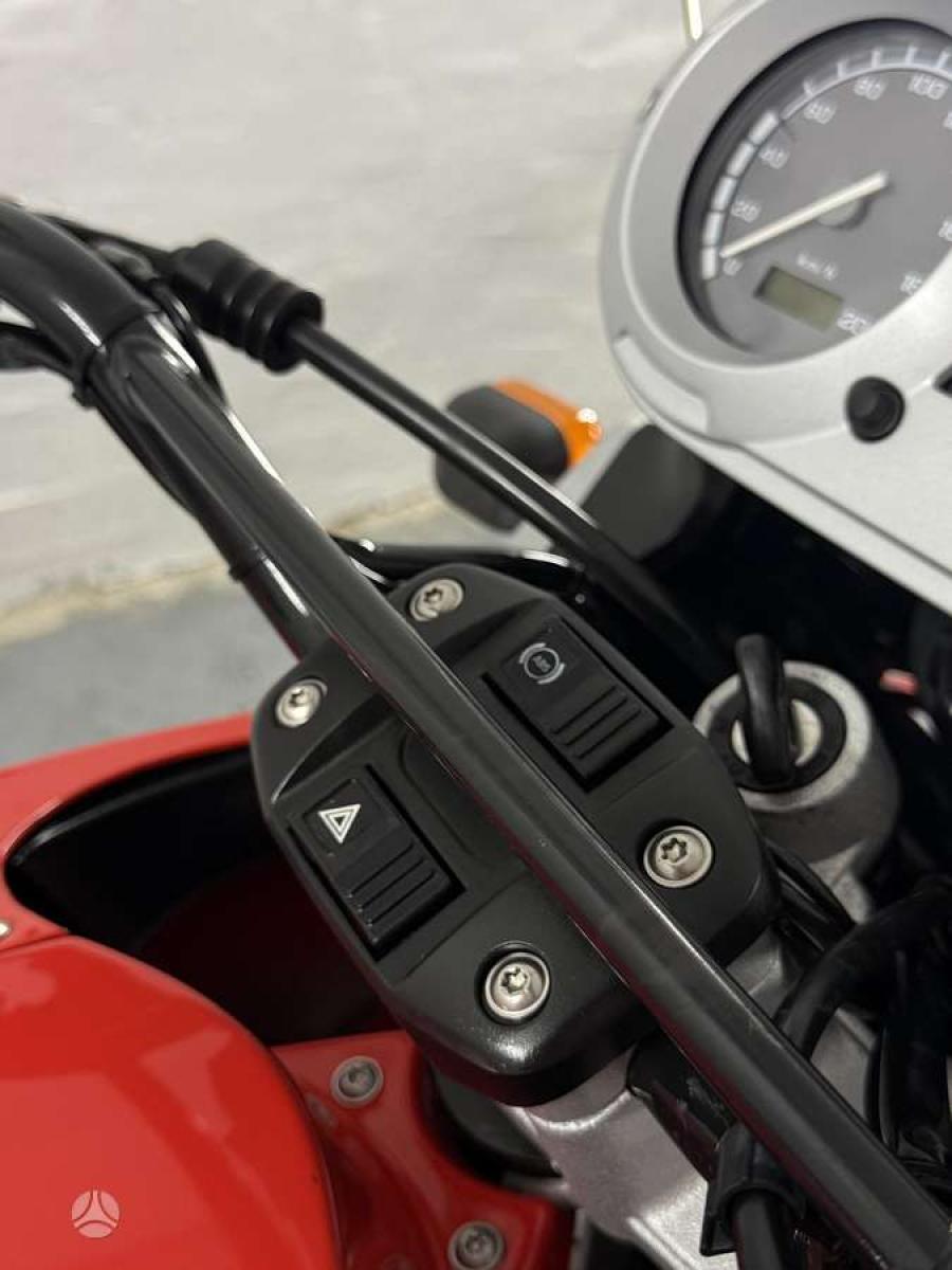Red BMW F 650GS 2006 in Vilkaviskis, with an engine capacity of 0.65 L and mileage of 27 thousand km for 2350 €, photo 12 on AUTOMOTO.COM.LV