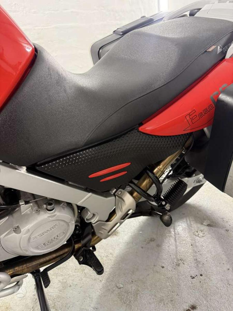 Red BMW F 650GS 2006 in Vilkaviskis, with an engine capacity of 0.65 L and mileage of 27 thousand km for 2350 €, photo 20 on AUTOMOTO.COM.LV