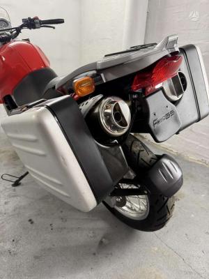 Red BMW F 650GS 2006 in Vilkaviskis, with an engine capacity of 0.65 L and mileage of 27 thousand km for 2350 €, photo 25 on AUTOMOTO.COM.LV