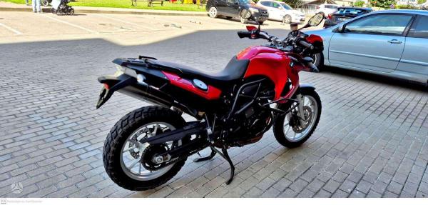 Red BMW F 650GS 2008 in Vilnius, with an engine capacity of 0.80 L and mileage of 34 thousand km for 3200 €, photo 1 on AUTOMOTO.COM.LV