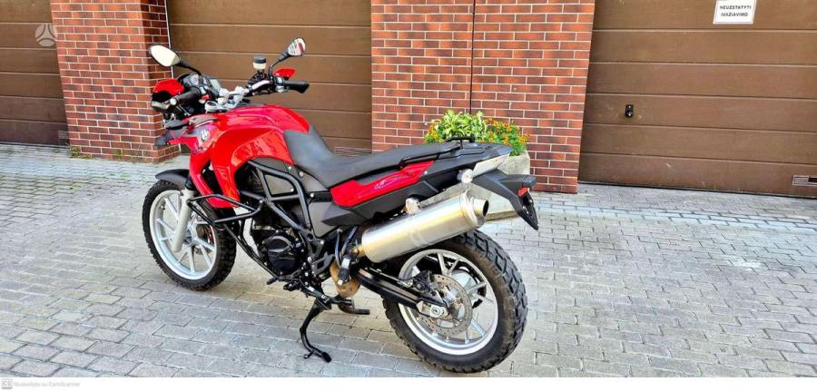 Red BMW F 650GS 2008 in Vilnius, with an engine capacity of 0.80 L and mileage of 34 thousand km for 3200 €, photo 2 on AUTOMOTO.COM.LV