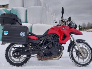 Red BMW F 650GS 2008 in Ignalina, with an engine capacity of 0.80 L and mileage of 78 thousand km for 4100 €, photo 3 on AUTOMOTO.COM.LV