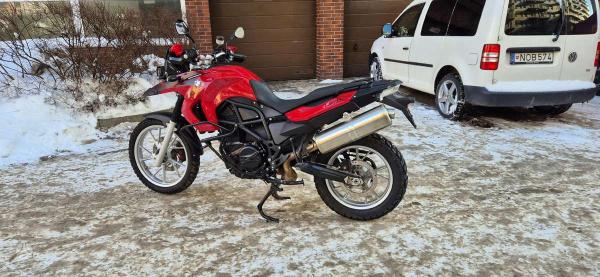 Sarkans BMW F 650GS 2008 Viļņa, ar dzinēja tilpumu 0.80 L un nobraukumu 34 tūkst. km par 3200 €, foto 1 vietnē AUTOMOTO.COM.LV