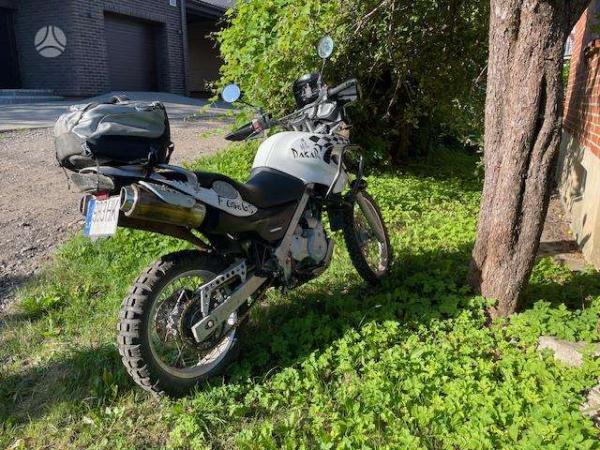 Balts BMW F 650GS 2000 Viļņa, ar dzinēja tilpumu 0.65 L un nobraukumu 30 tūkst. km par 2400 €, foto 4 vietnē AUTOMOTO.COM.LV