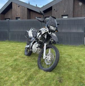 White BMW F 650GS 2001 in Kaunas, with an engine capacity of 0.65 L and mileage of 32 thousand km for 3500 €, photo 4 on AUTOMOTO.COM.LV