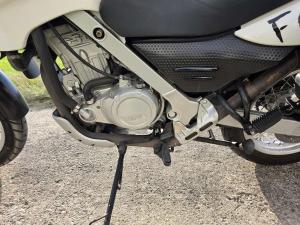 Белый БМВ F 650GS 2002 в Друскининкай, объемом двигателя 0.65 л и пробегом 39 тыс. км за 2480 €, фото 18 на AUTOMOTO.COM.LV