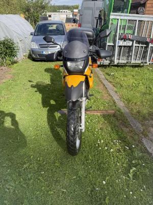 Dzeltens BMW F 650GS 2000 Kauņa, ar dzinēja tilpumu 0.65 L un nobraukumu 71 tūkst. km par 1800 €, foto 3 vietnē AUTOMOTO.COM.LV