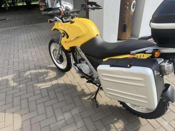 Yellow BMW F 650GS 2003 in Mazeikiai, with an engine capacity of 0.65 L and mileage of 19 thousand km for 2250 €, photo 5 on AUTOMOTO.COM.LV