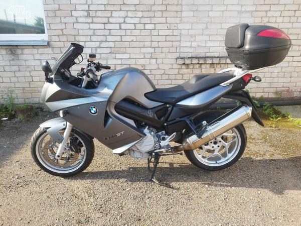 Pelēks BMW F 650ST 2009 Panevēža, ar dzinēja tilpumu 0.65 L un nobraukumu 42 tūkst. km par 2200 €, foto 1 vietnē AUTOMOTO.COM.LV