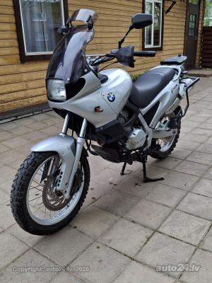 BMW F 650ST 1999 in Tartu, with an engine capacity of 0.65 L and mileage of 44 thousand km for 2500 €, photo 5 on AUTOMOTO.COM.LV
