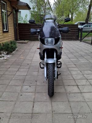 BMW F 650ST 1999 in Tartu, with an engine capacity of 0.65 L and mileage of 44 thousand km for 2500 €, photo 8 on AUTOMOTO.COM.LV