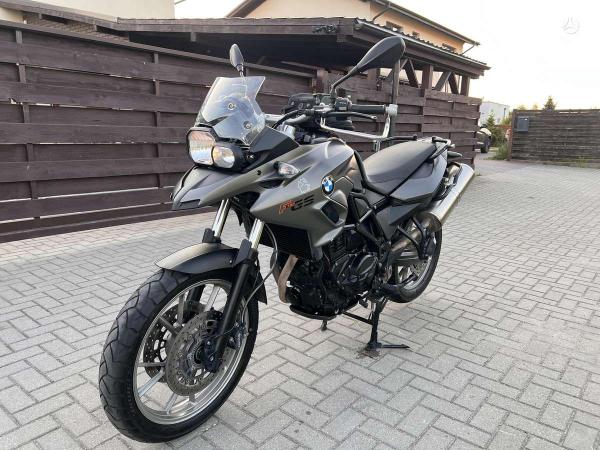 Pelēks BMW F 700GS 2013 Viļņa, ar dzinēja tilpumu 0.80 L un nobraukumu 41 tūkst. km par 4900 €, foto 1 vietnē AUTOMOTO.COM.LV