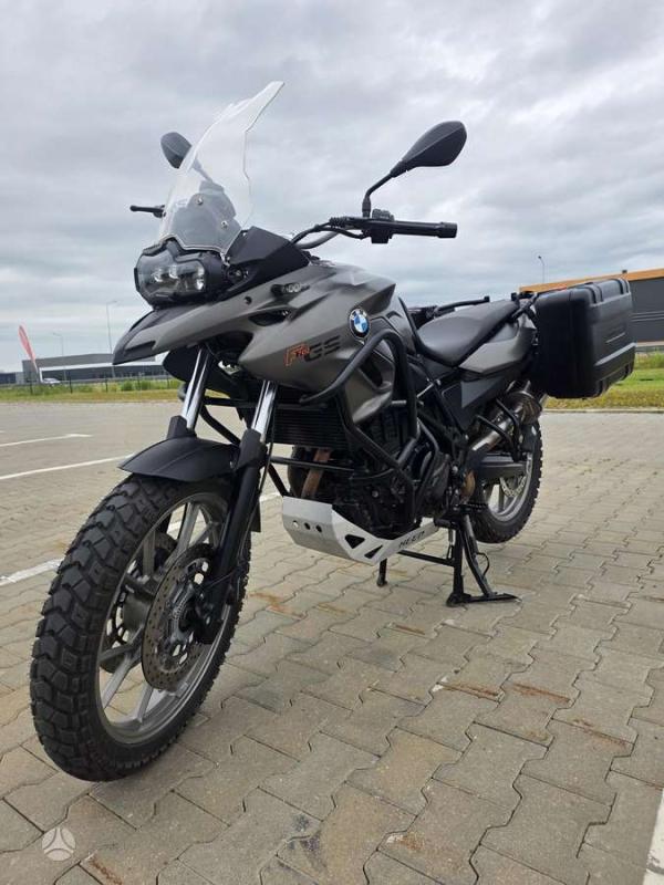 Серый БМВ F 700GS 2013 в Вильнюс, объемом двигателя 0.80 л и пробегом 30 тыс. км за 4999 €, фото 2 на AUTOMOTO.COM.LV