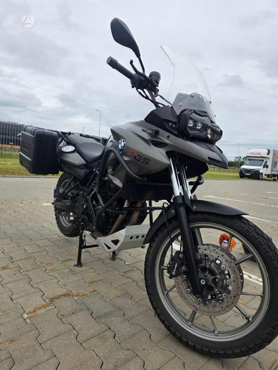 Grey BMW F 700GS 2013 in Vilnius, with an engine capacity of 0.80 L and mileage of 30 thousand km for 4999 €, photo 5 on AUTOMOTO.COM.LV