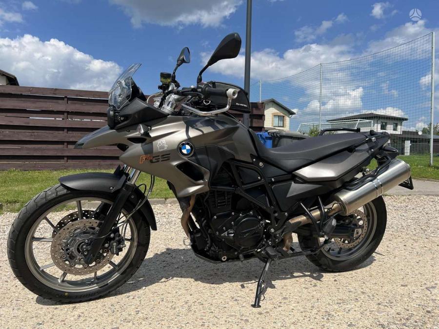 Grey BMW F 700GS 2013 in Vilnius, with an engine capacity of 0.80 L and mileage of 41 thousand km for 4799 €, photo 3 on AUTOMOTO.COM.LV