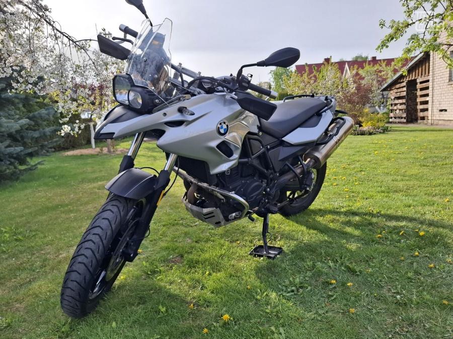 Серый БМВ F 700GS 2017 в Ионишкис, объемом двигателя 0.80 л и пробегом 28 тыс. км за 5000 €, фото 1 на AUTOMOTO.COM.LV