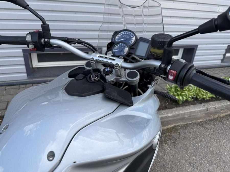 BMW F 700GS 2014 in Ukmerge, with an engine capacity of 0.80 L and mileage of 10 thousand km for 4850 €, photo 10 on AUTOMOTO.COM.LV