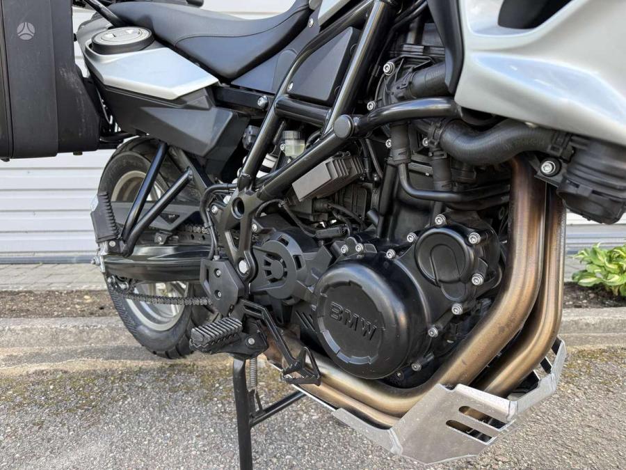 BMW F 700GS 2014 in Ukmerge, with an engine capacity of 0.80 L and mileage of 10 thousand km for 4850 €, photo 12 on AUTOMOTO.COM.LV