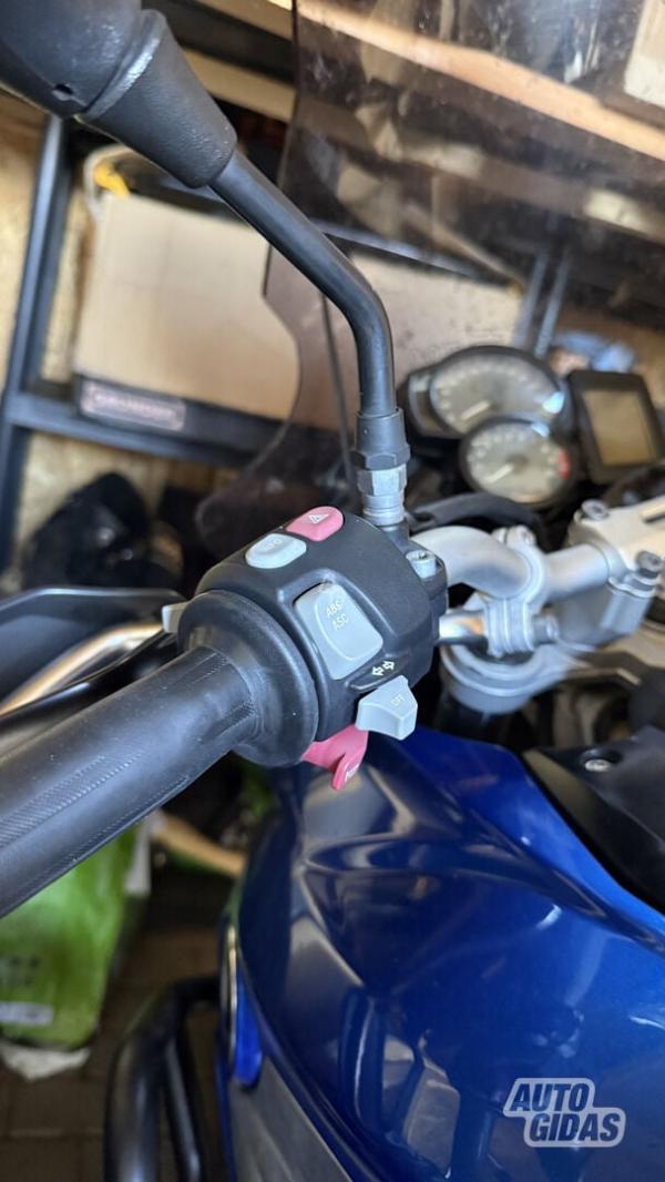 BMW F 700GS 2017 in Vilnius, with an engine capacity of 0.80 L and mileage of 28 thousand km for 6700 €, photo 6 on AUTOMOTO.COM.LV
