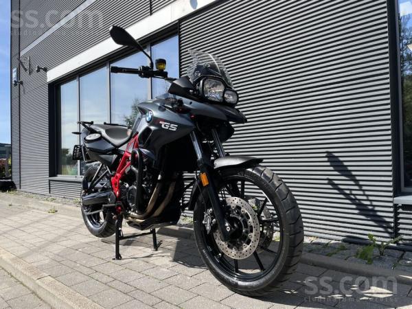BMW F 700GS 2017 in Riga, with an engine capacity of 0.80 L and mileage of 0 thousand km for 5399 €, photo 7 on AUTOMOTO.COM.LV