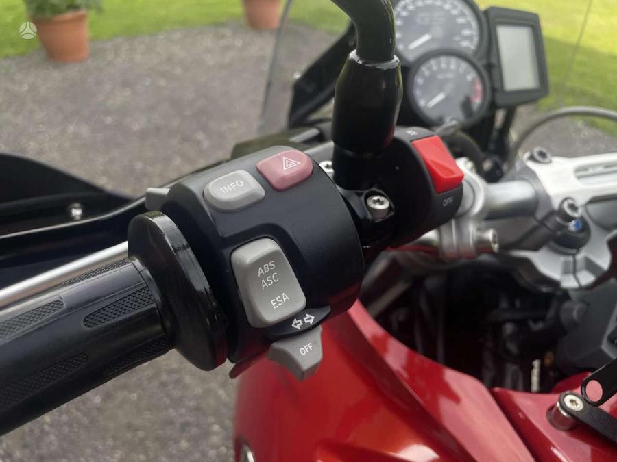 Red BMW F 700GS 2013 in Kursenai, with an engine capacity of 0.80 L and mileage of 70 thousand km for 4150 €, photo 16 on AUTOMOTO.COM.LV