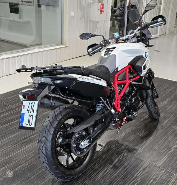 White BMW F 700GS 2017 in Siauliai, with an engine capacity of 0.80 L and mileage of 14 thousand km for 5900 €, photo 7 on AUTOMOTO.COM.LV