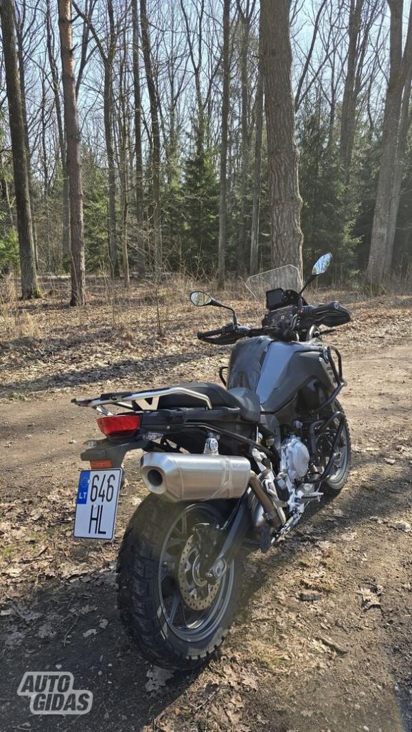 Melns BMW F 750GS 2019 Kauņa, ar dzinēja tilpumu 0.85 L un nobraukumu 11 tūkst. km par 8500 €, foto 5 vietnē AUTOMOTO.COM.LV