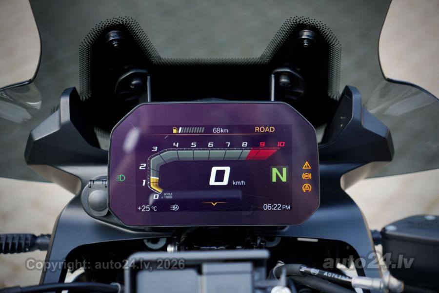 Black BMW F 750GS 2019 in Tallinn, with an engine capacity of 0.85 L and mileage of 17 thousand km for 10500 €, photo 3 on AUTOMOTO.COM.LV