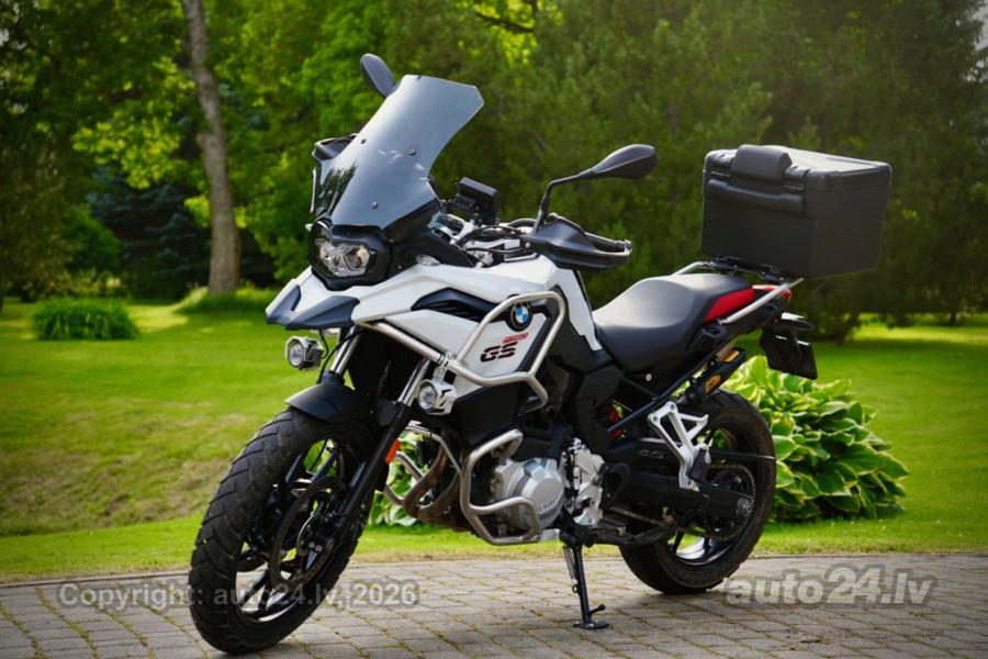 Black BMW F 750GS 2019 in Tallinn, with an engine capacity of 0.85 L and mileage of 17 thousand km for 10500 €, photo 6 on AUTOMOTO.COM.LV