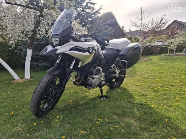 Белый БМВ F 750GS 2020 в Ионишкис, объемом двигателя 0.85 л и пробегом 22 тыс. км за 6500 €, фото 1 на AUTOMOTO.COM.LV