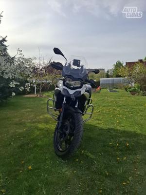Белый БМВ F 750GS 2020 в Ионишкис, объемом двигателя 0.85 л и пробегом 22 тыс. км за 6500 €, фото 3 на AUTOMOTO.COM.LV