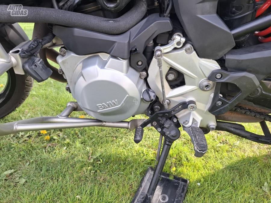 Белый БМВ F 750GS 2020 в Ионишкис, объемом двигателя 0.85 л и пробегом 22 тыс. км за 6500 €, фото 7 на AUTOMOTO.COM.LV