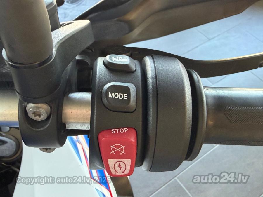 Balts BMW F 750GS 2023 Tallina, ar dzinēja tilpumu 0.85 L un nobraukumu 26 tūkst. km par 7990 €, foto 10 vietnē AUTOMOTO.COM.LV