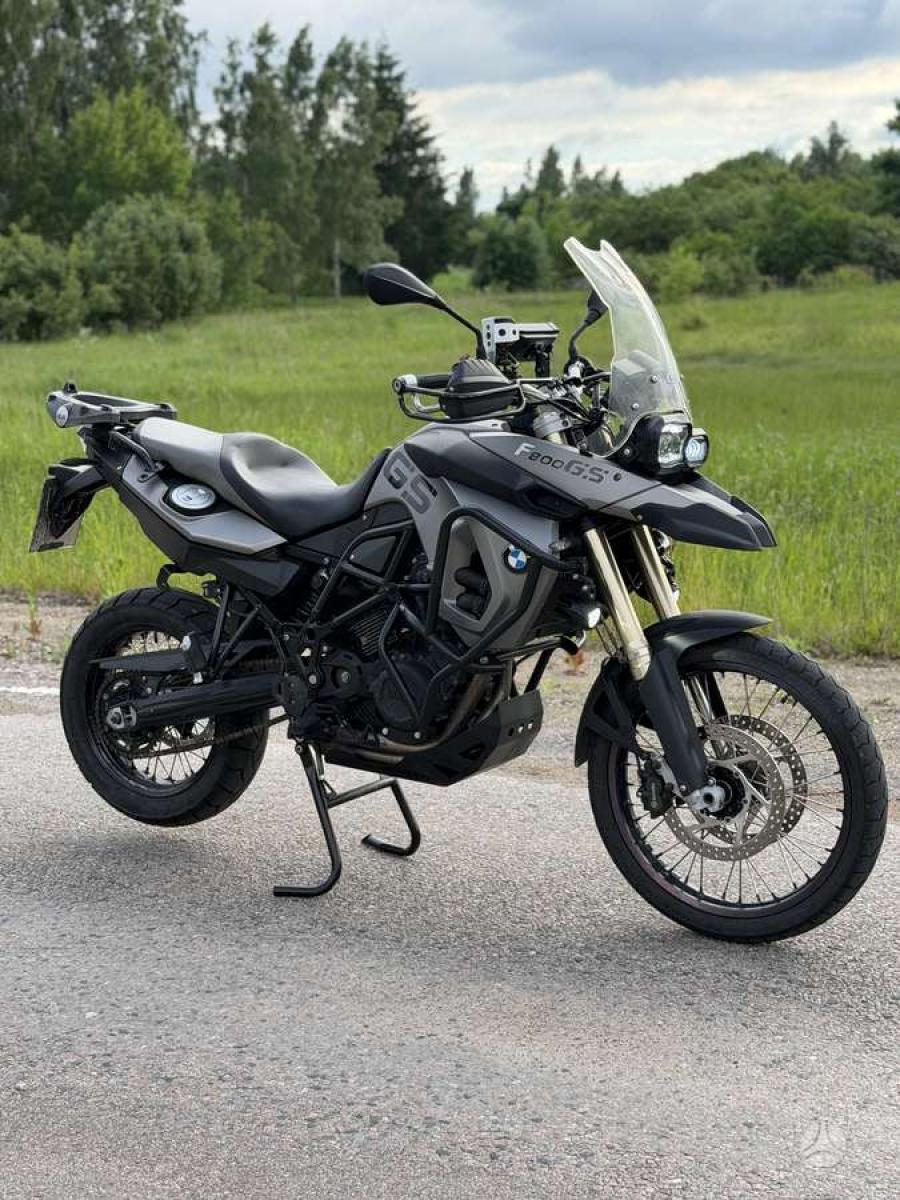 Black BMW F 800GS 2009 in Jonava, with an engine capacity of 0.80 L and mileage of 55 thousand km for 5200 €, photo 4 on AUTOMOTO.COM.LV