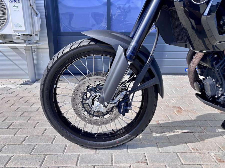 Черный БМВ F 800GS 2011 в Клайпеда, объемом двигателя 0.80 л и пробегом 35 тыс. км за 5000 €, фото 4 на AUTOMOTO.COM.LV