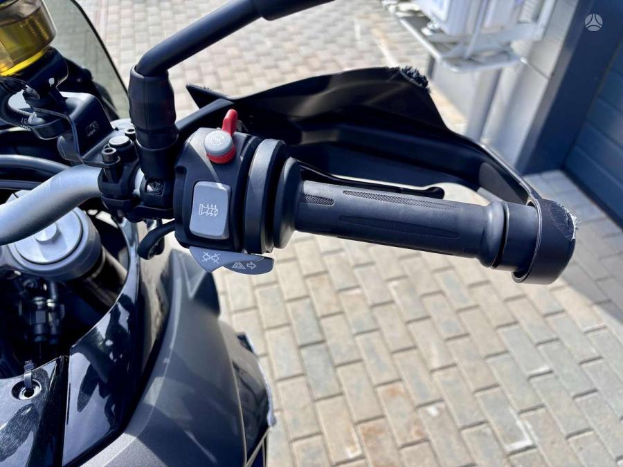 Черный БМВ F 800GS 2011 в Клайпеда, объемом двигателя 0.80 л и пробегом 35 тыс. км за 5000 €, фото 20 на AUTOMOTO.COM.LV