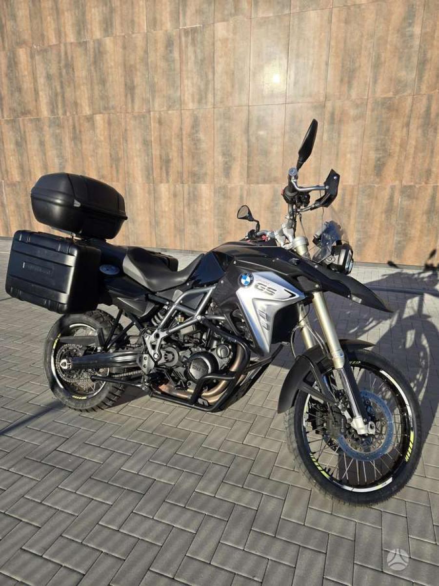 Черный БМВ F 800GS 2016 в Шилуте, объемом двигателя 0.80 л и пробегом 28 тыс. км за 7500 €, фото 1 на AUTOMOTO.COM.LV